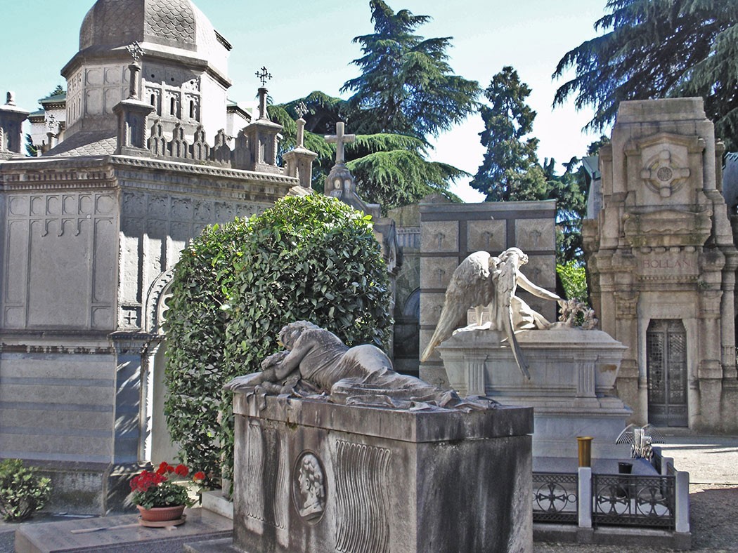 Photos of Monumental Cemetery in Milan - KASADOO
