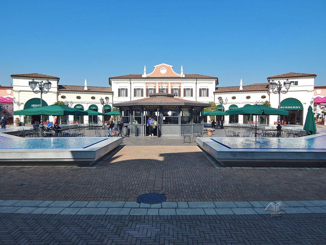 Photos of Noventa di Piave designer outlets - KASADOO