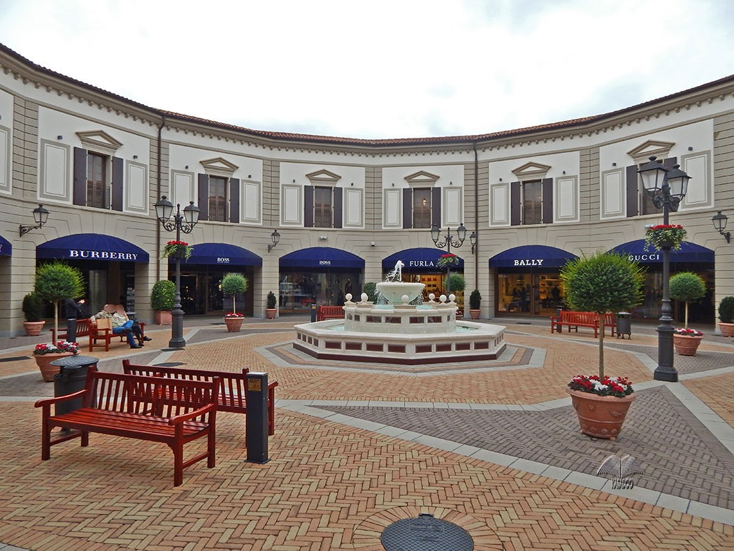 Photos of Noventa di Piave designer outlets - KASADOO